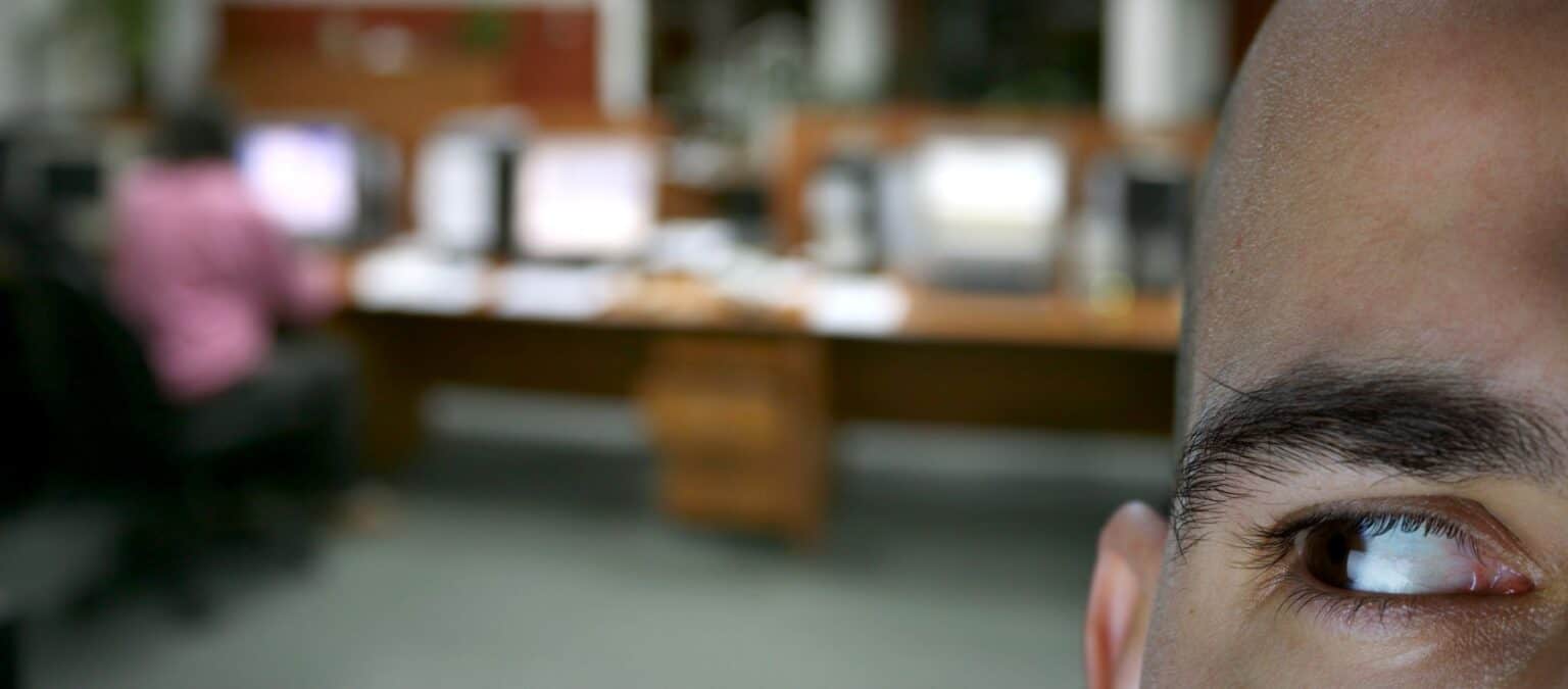 How to Deal with a Workplace Saboteur